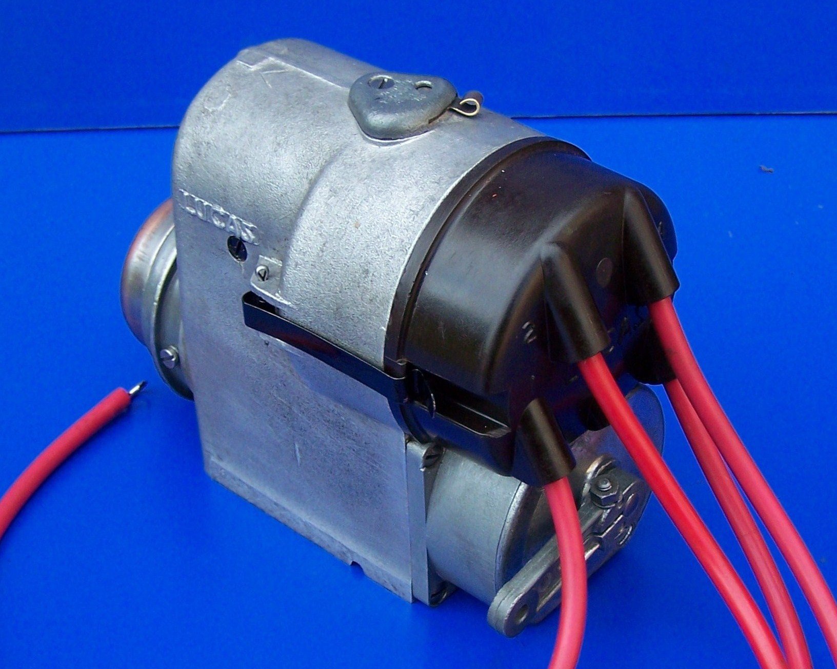 Help identifying Lucas magnetos