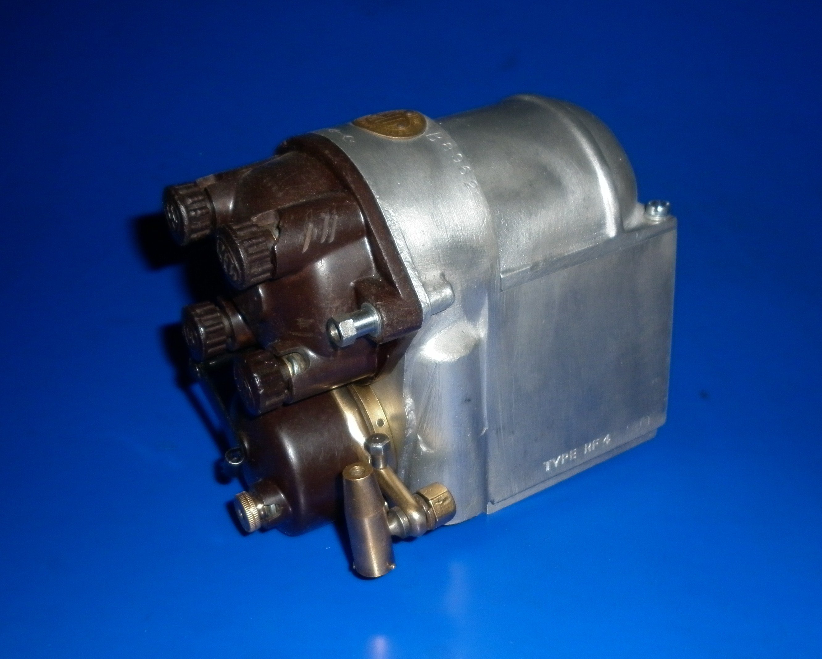 he Magneto Guys - Help identifying magnetos