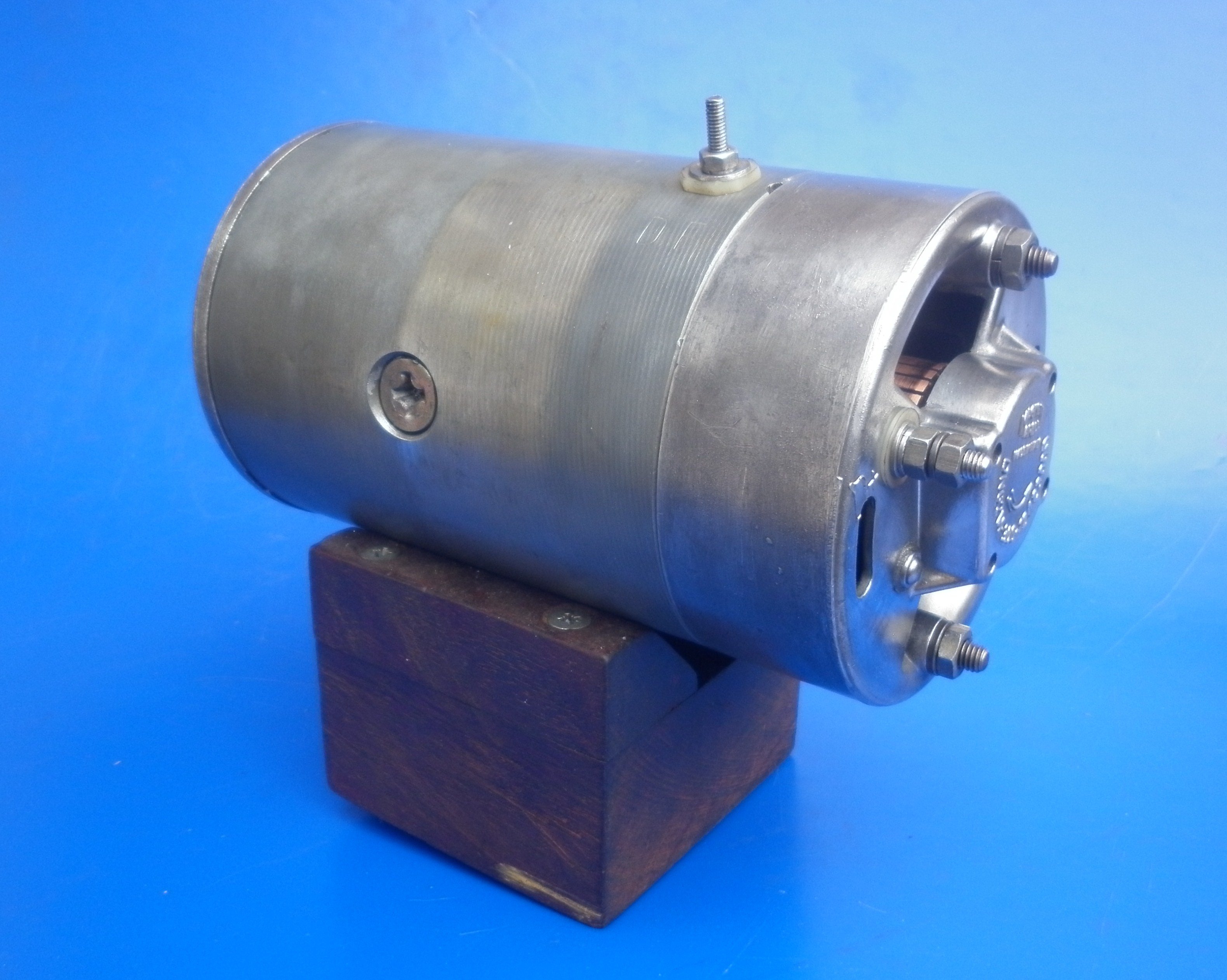 he Magneto Guys - Help identifying dynamos