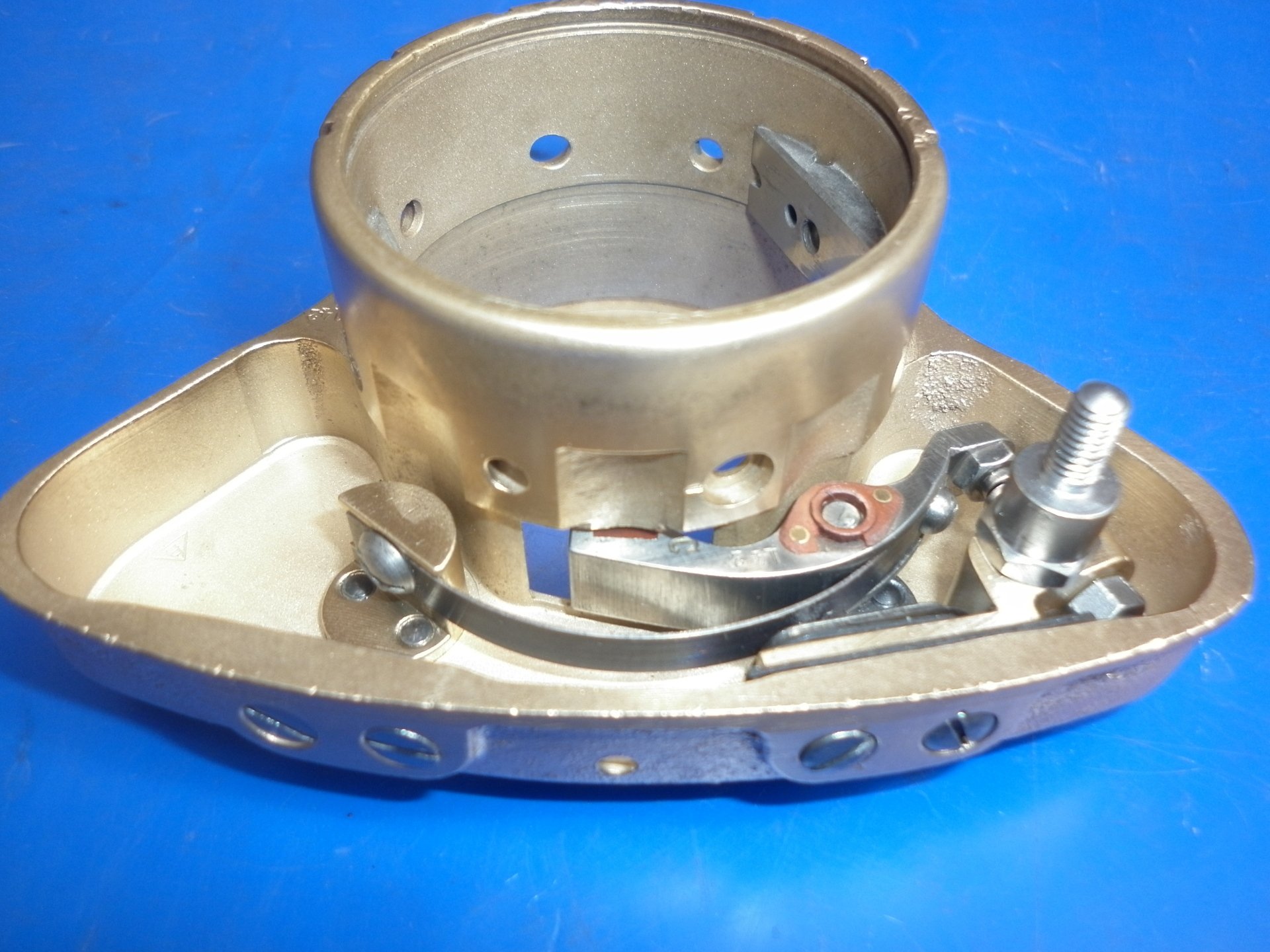 Dual Magnetos - Single Plugs