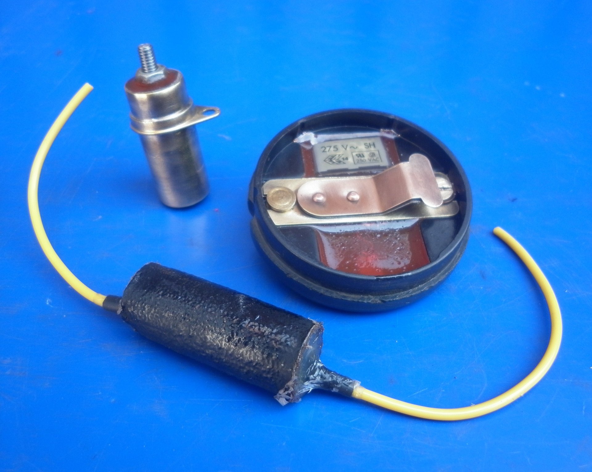 Magneto condensers - practical