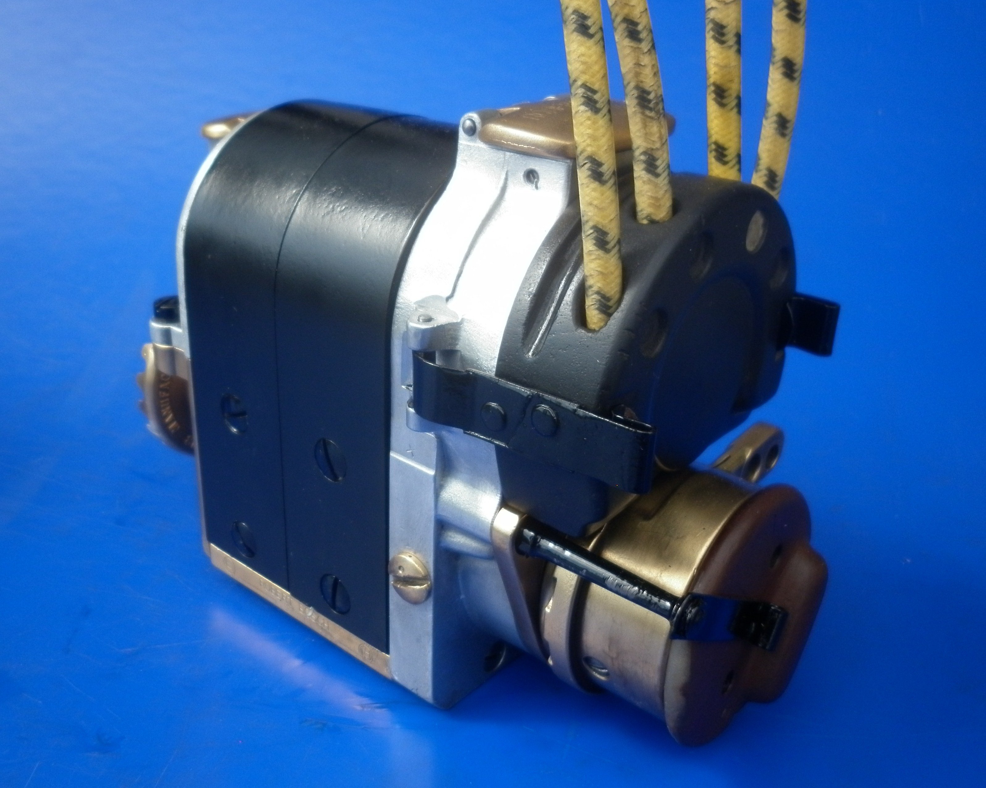 he Magneto Guys - Help identifying magnetos