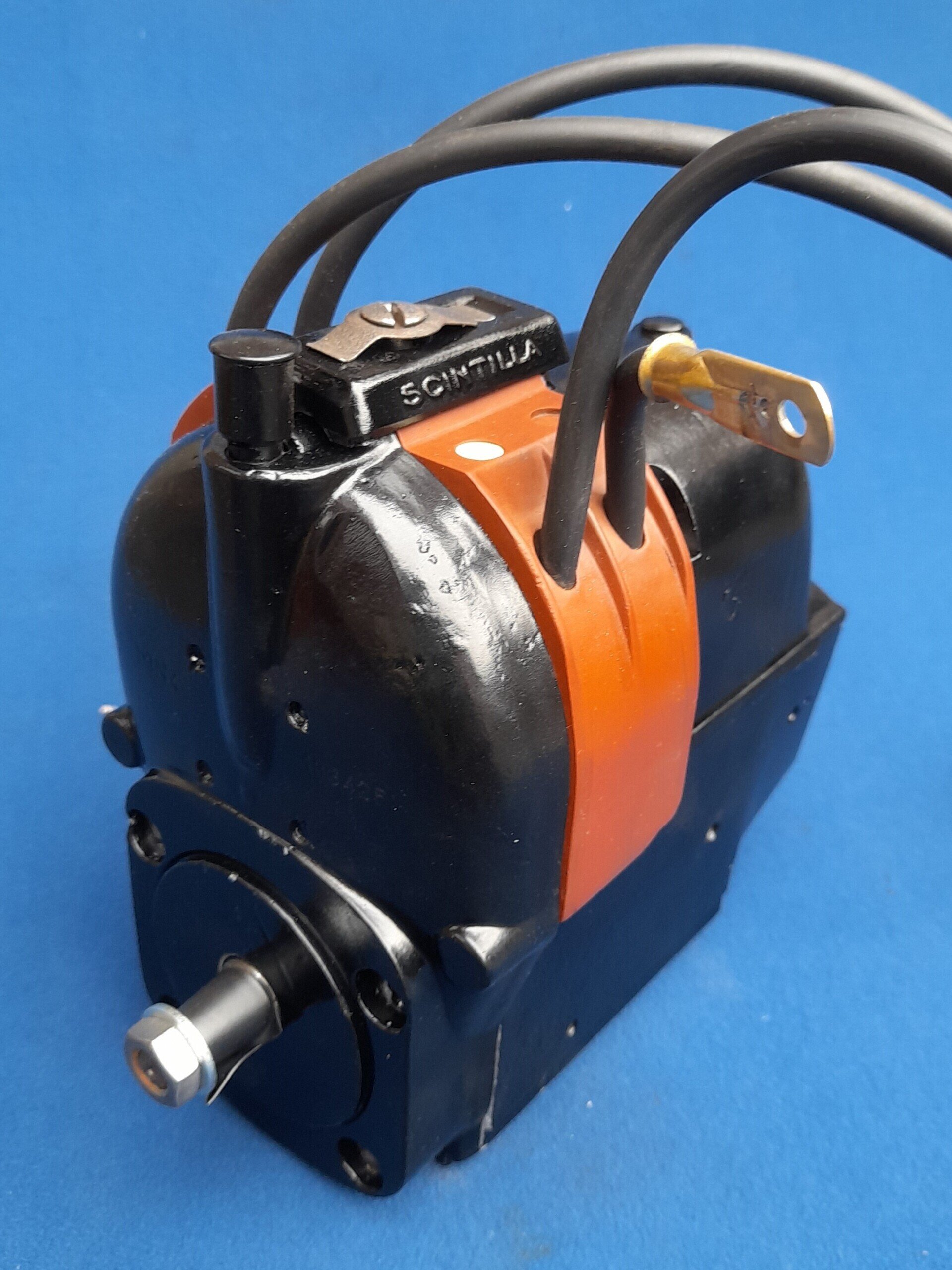 he Magneto Guys - Help identifying magnetos