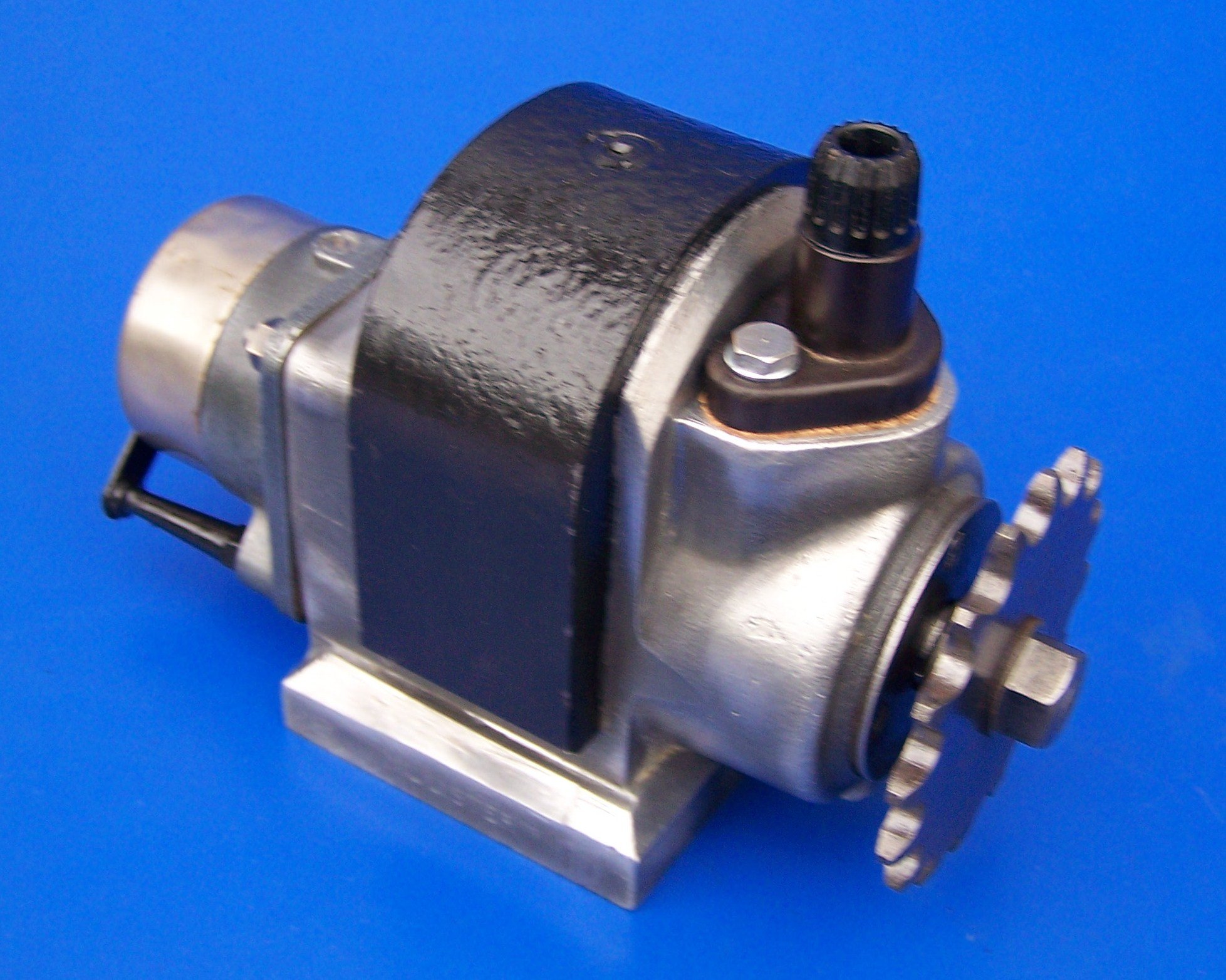 he Magneto Guys - Help identifying magnetos