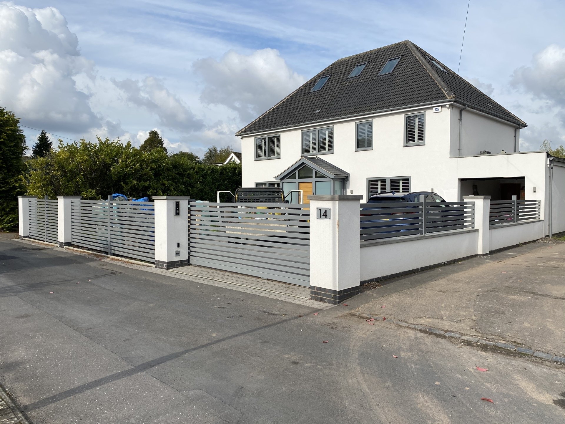 Robust and affordable metal gates, Gates R Us