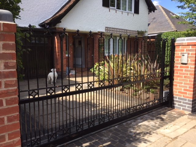 Robust and affordable metal gates, Gates R Us