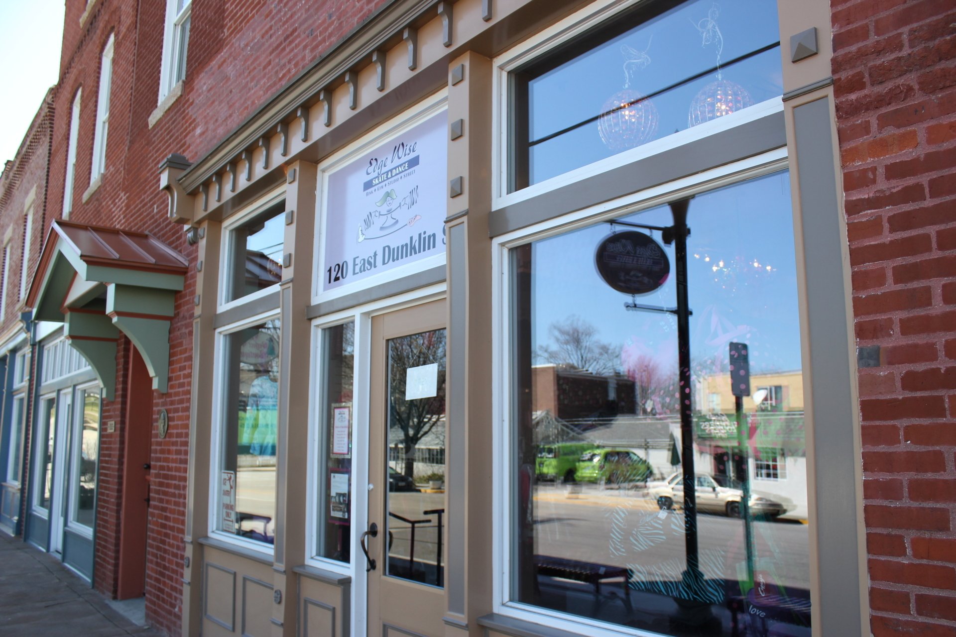 Storefronts, Exteriors & Curtain Walls | Brady's Jefferson City's Glass ...