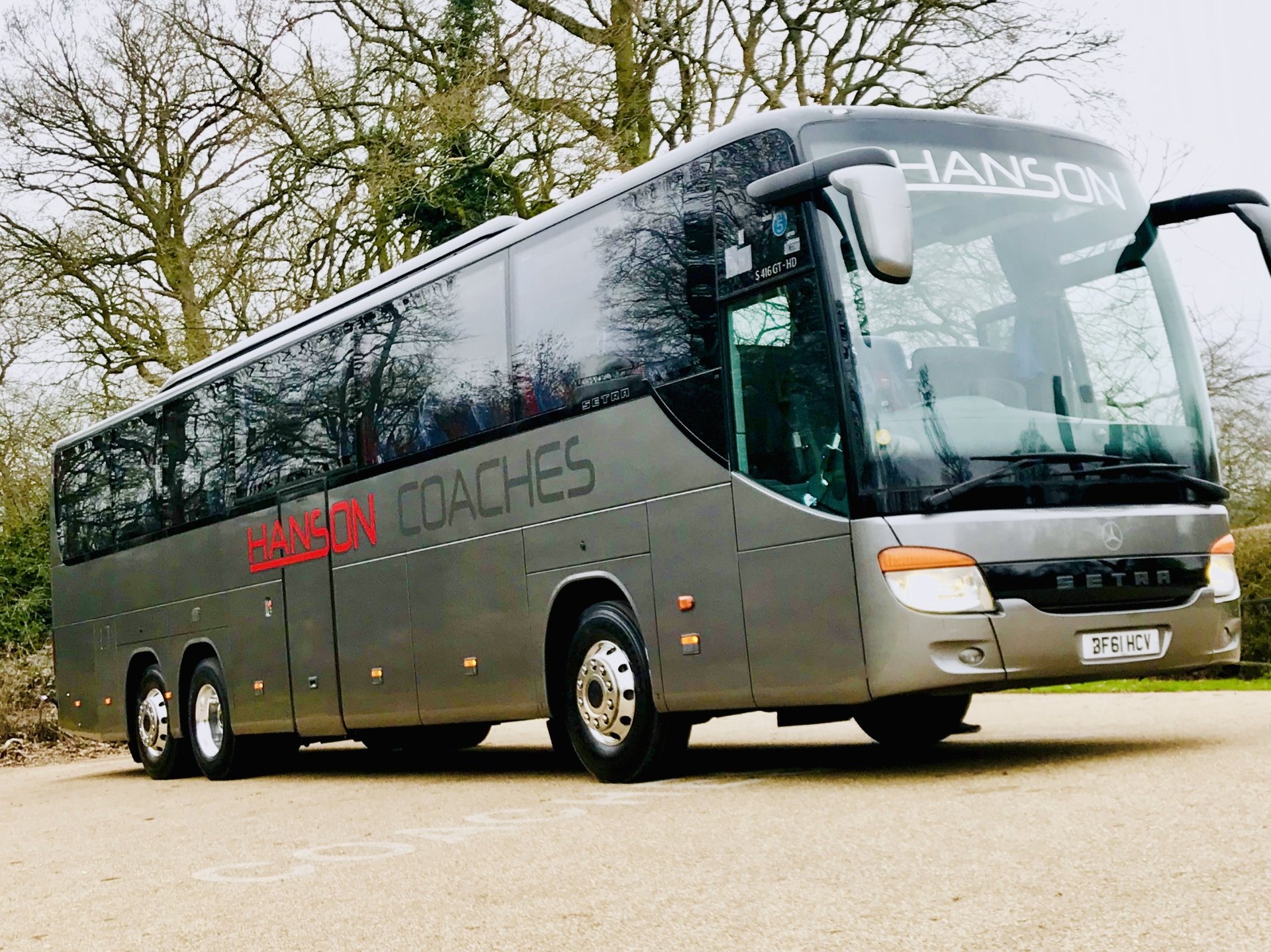 Hire executive coaches for your travel needs | Hanson Coaches