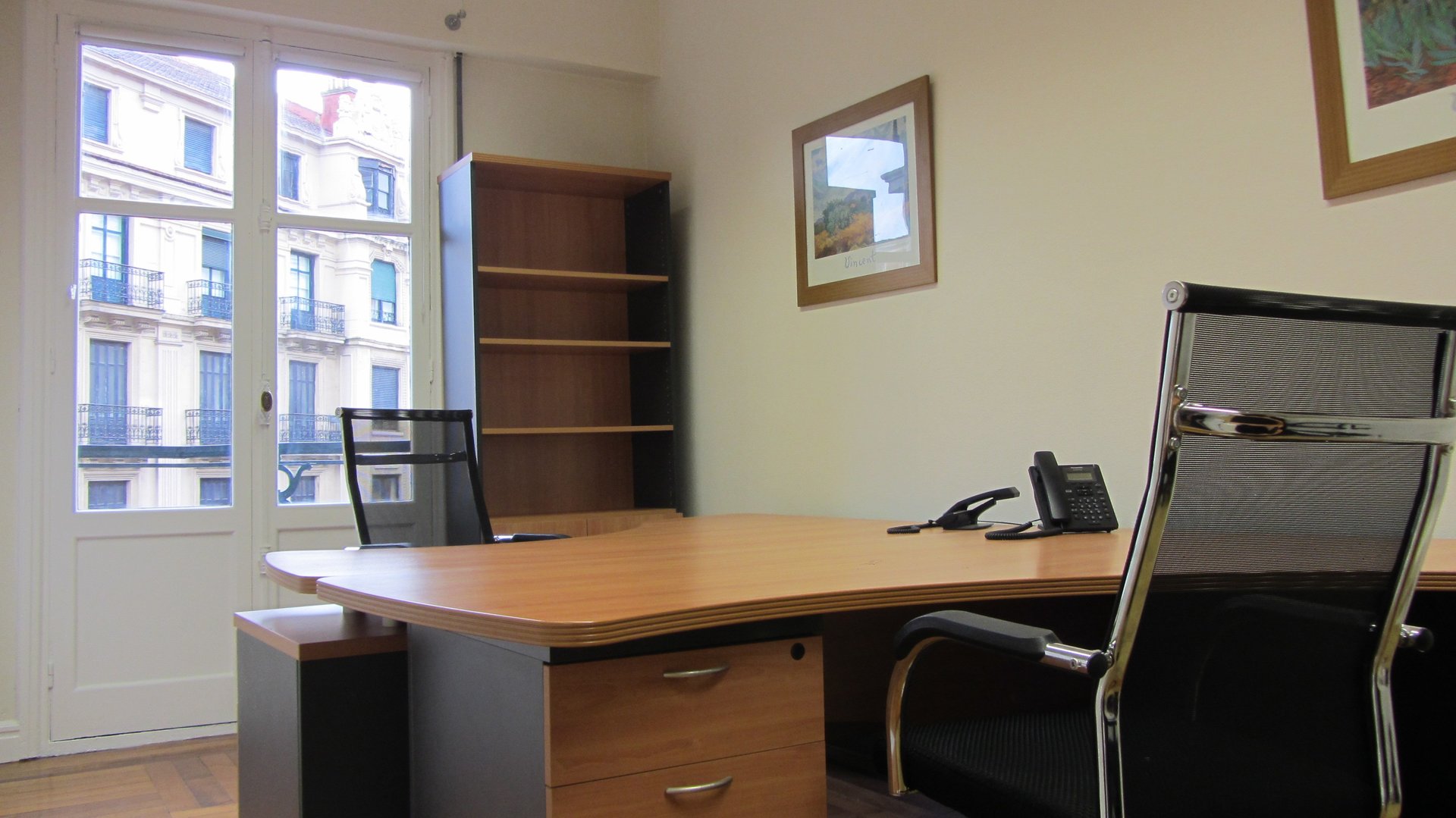 Despachos y oficinas - Cenec