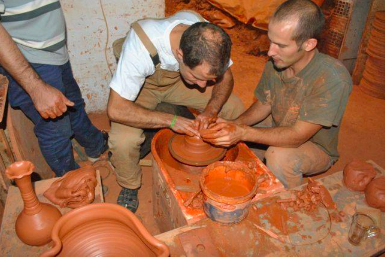 Custom Made Pottery Lancaster, PA | Gallary - Inspire Pottery Studio