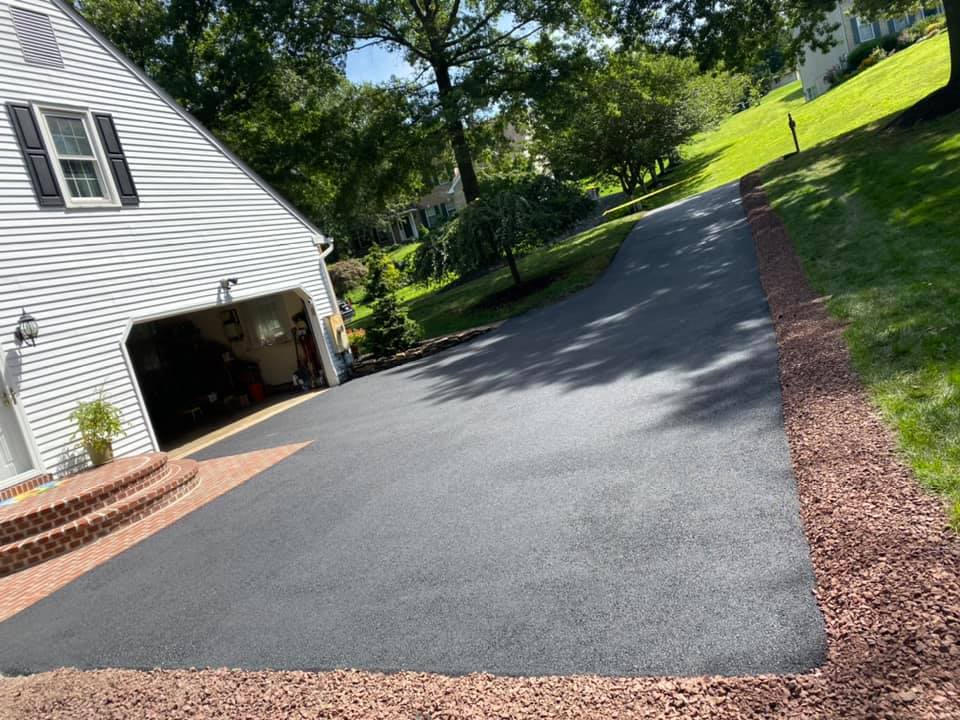 Paving Contractor | Newark, DE | Asphalt King Sealcoating & Paving LLC