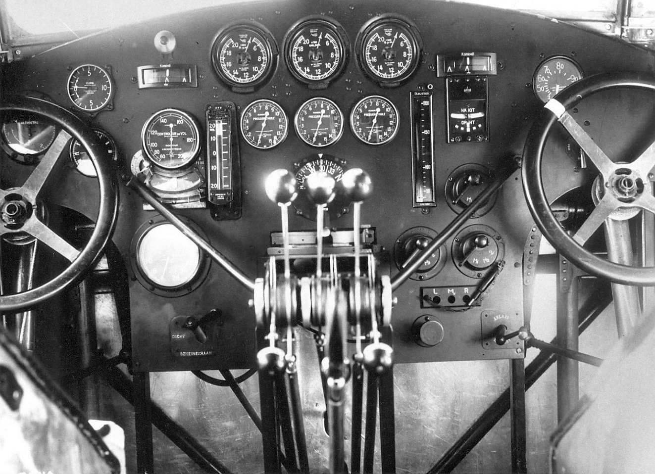 Fokker F.IX (English version)