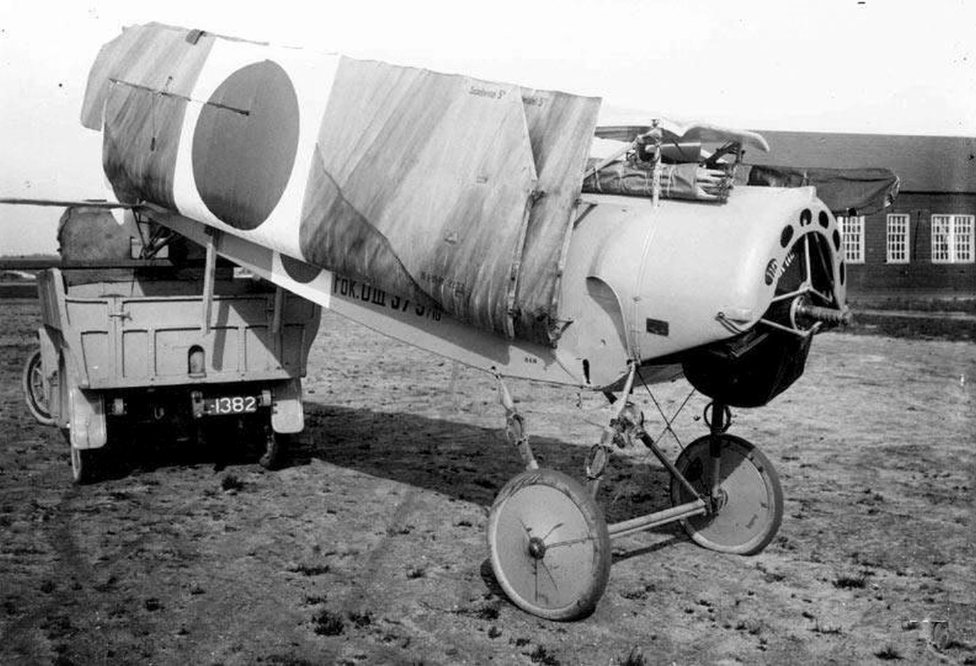 Fokker D.III (English)