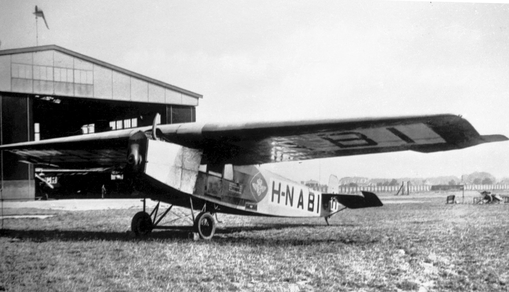 Fokker F.III (English version)