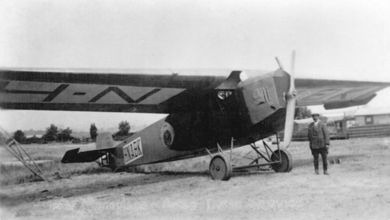 Fokker F.III (English version)