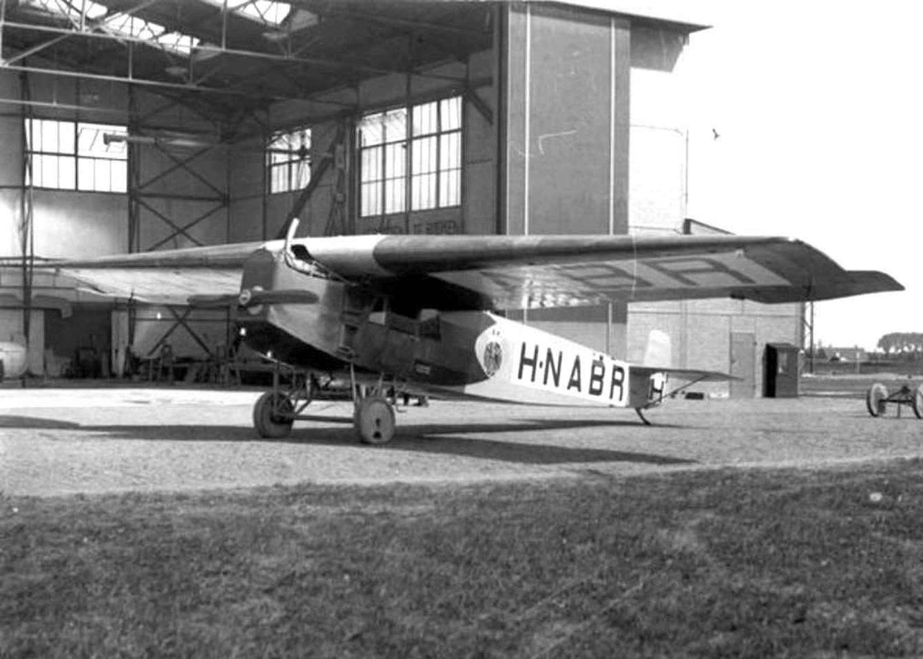 Fokker F.III (English version)