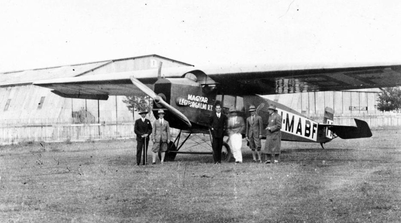 Fokker F.III (English version)