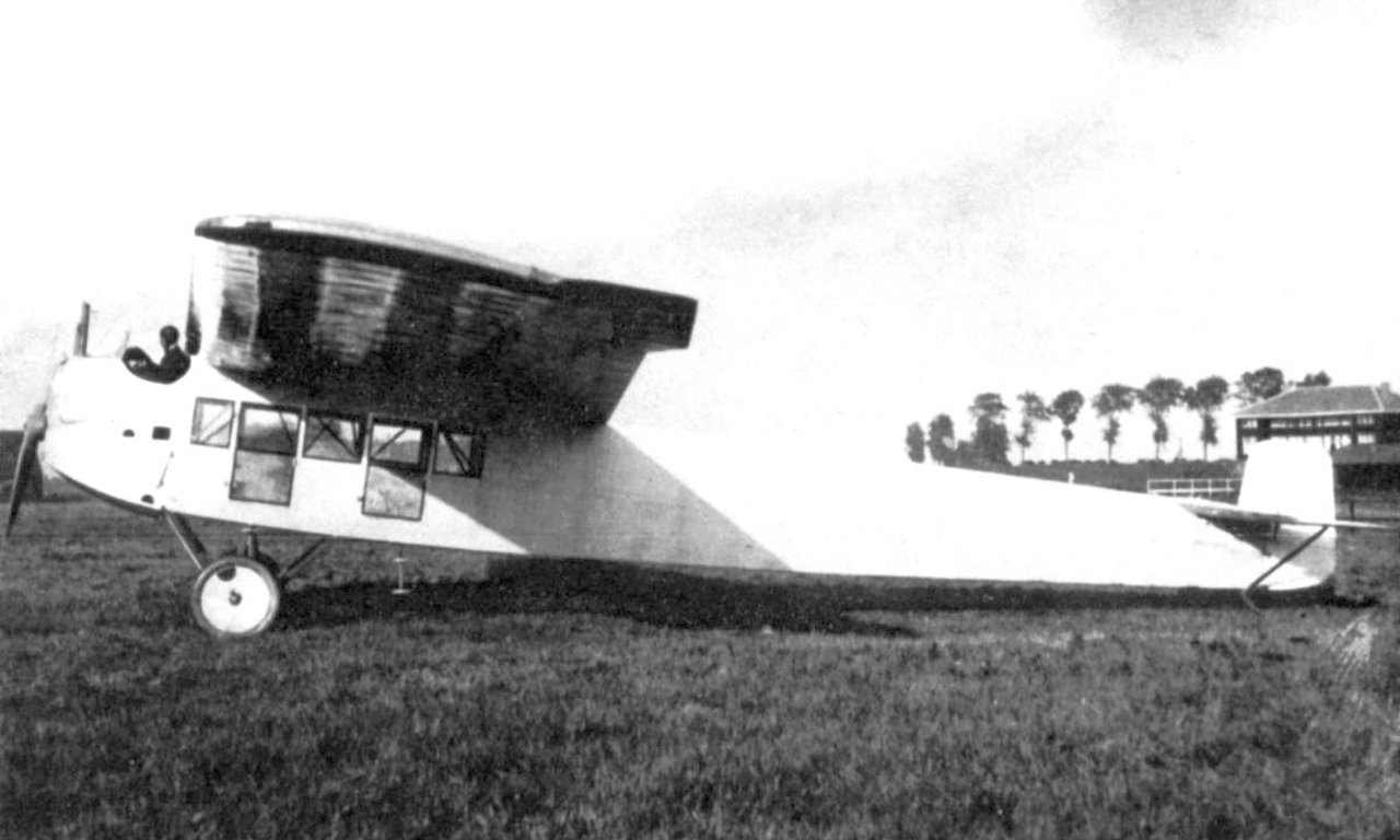 Fokker F.IV