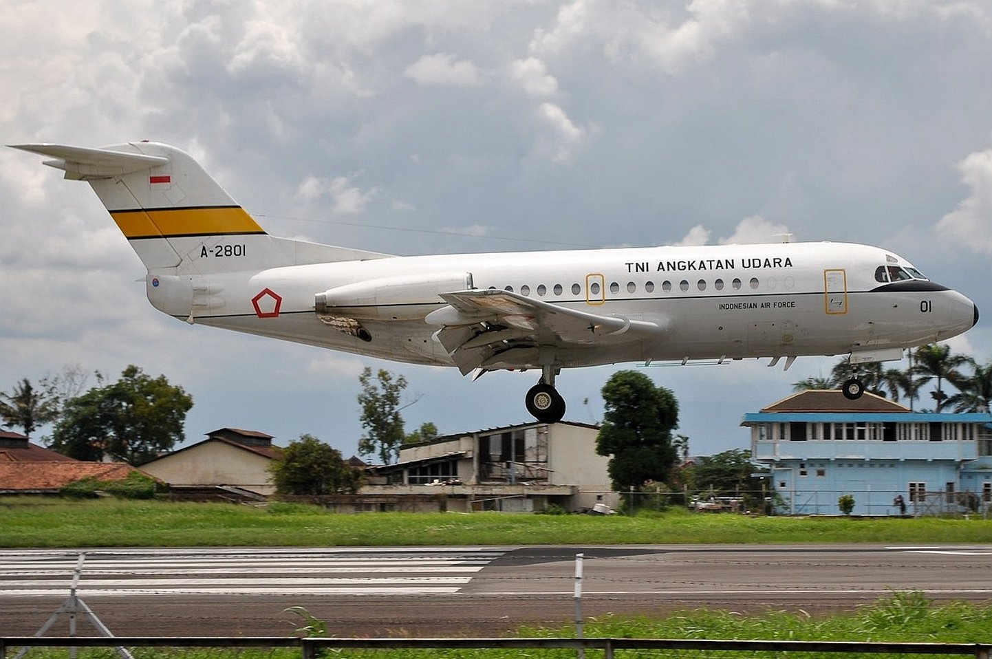 Fokker F.28 Fellowship