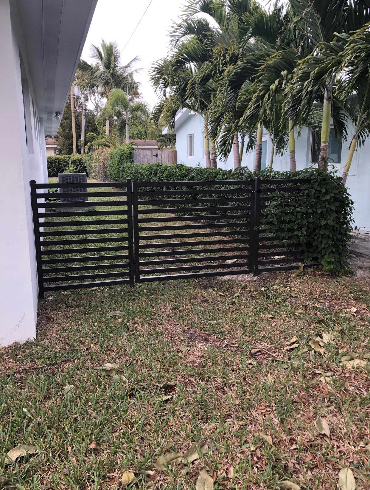 Fence Replacement | Miami, FL | Henry’s Fence Inc