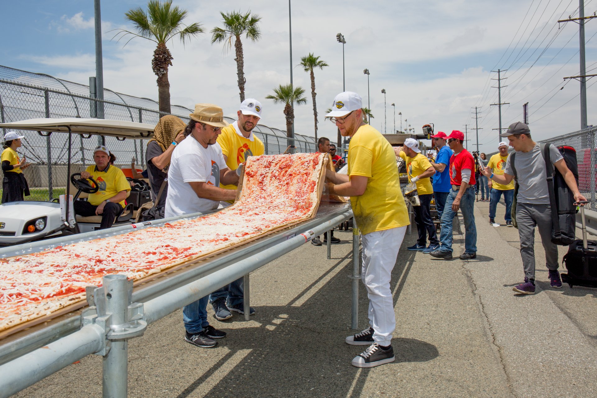 AT-PAC | Events Scaffolding | The World’s Longest Pizza