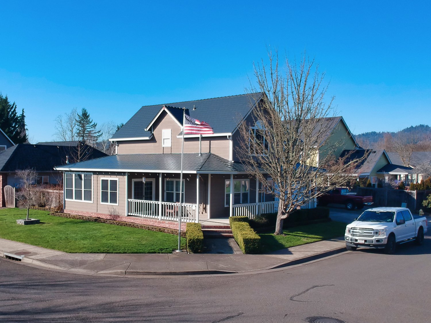 Metal Roofing Systems + Solar Built for Chicago 🇺🇸 — Interlock®