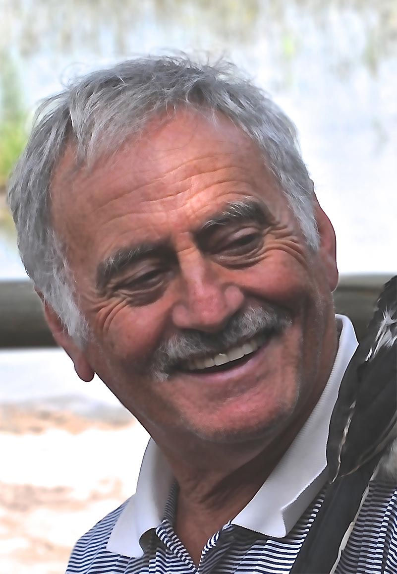 ‘Engineer knee surgeon’ pioneers technique gaining world acclaim