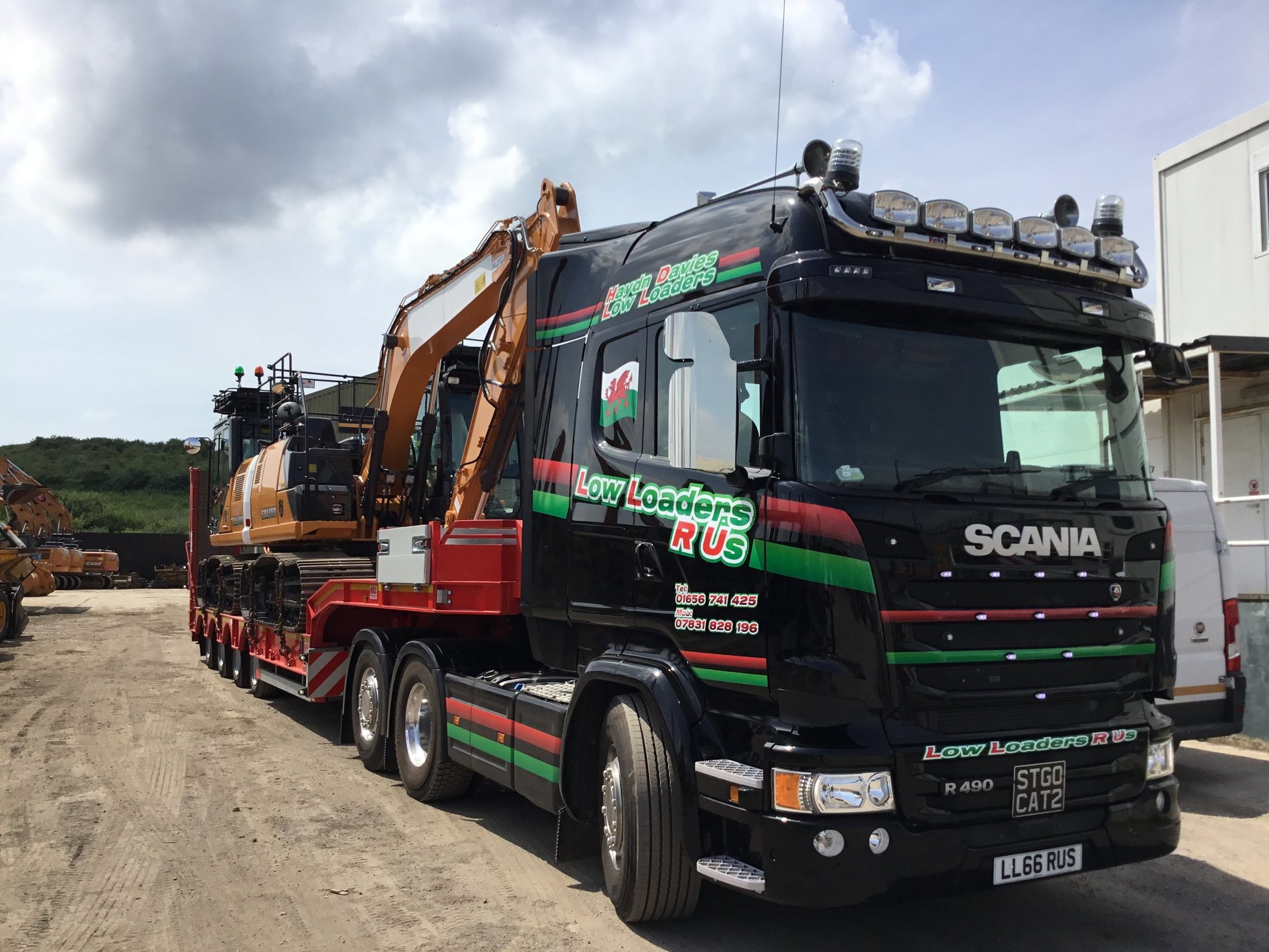 Low loader drivers | Haydn Davies Low Loaders in Bridgend