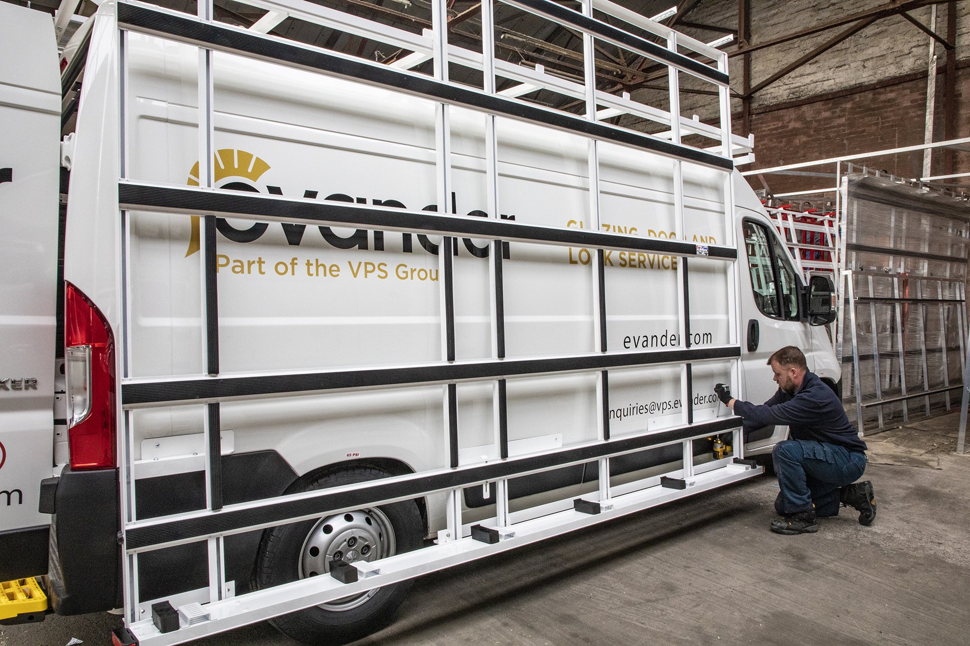 Strap system frame rack | Top Fleet - The Ultimate Glass Racks