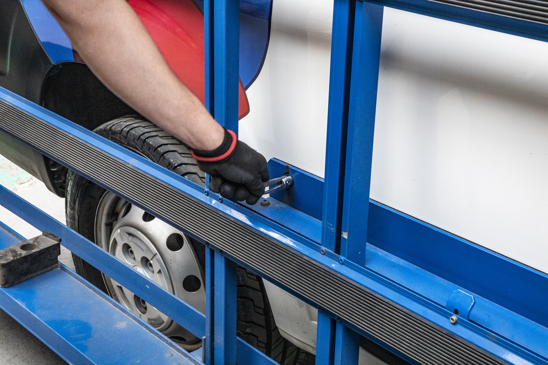 Glass transport systems | Top Fleet - The Ultimate Glass Racks