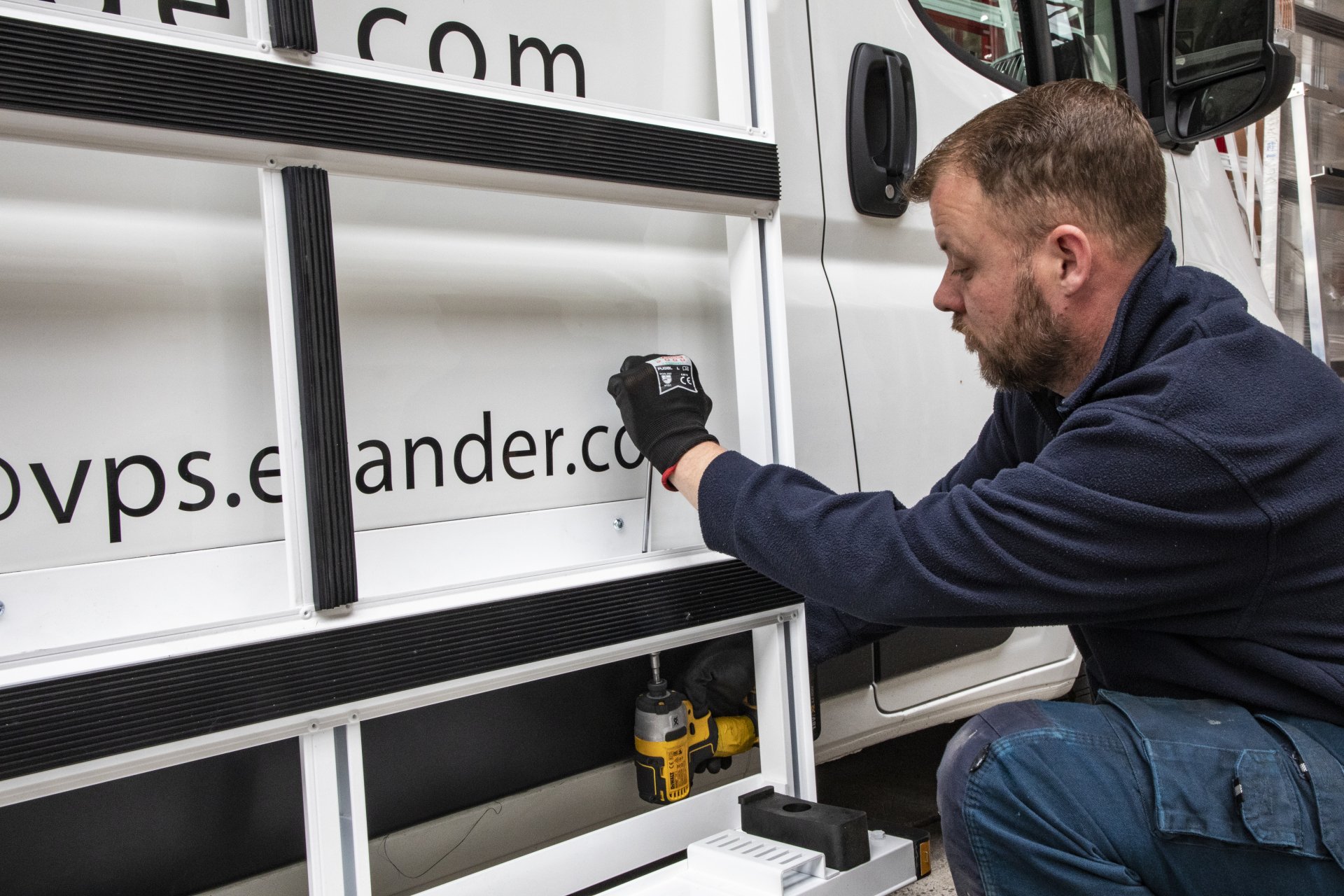 Strap system frame rack | Top Fleet - The Ultimate Glass Racks