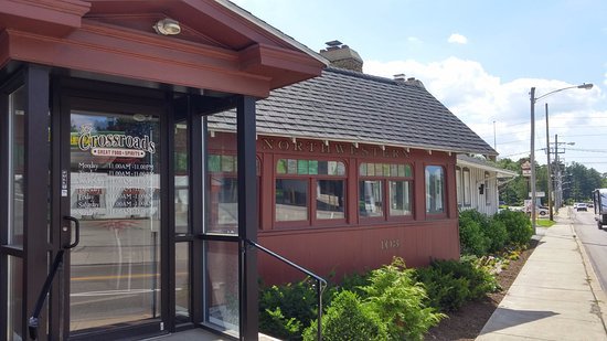The Crossroads Dinor in Edinboro, PA is home for breakfast, lunch ...