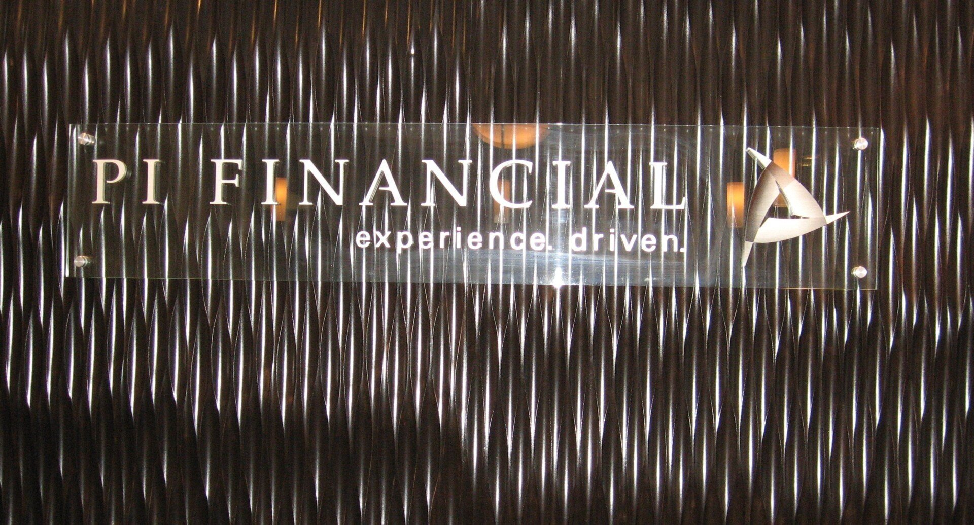 Custom Glass Sign Shop in Victoria, BC