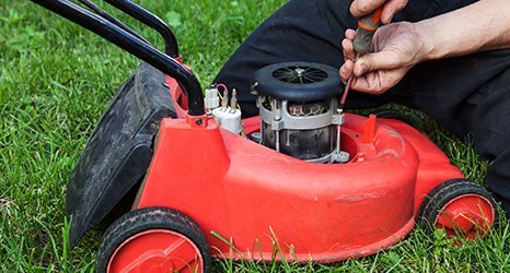 Lawnmower repairs | S.Dobson Garden Machinery Specialist