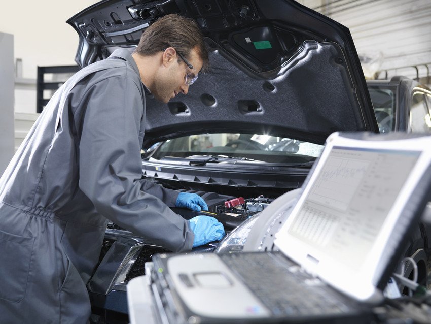 Engine injection repairs by The Injection Centre