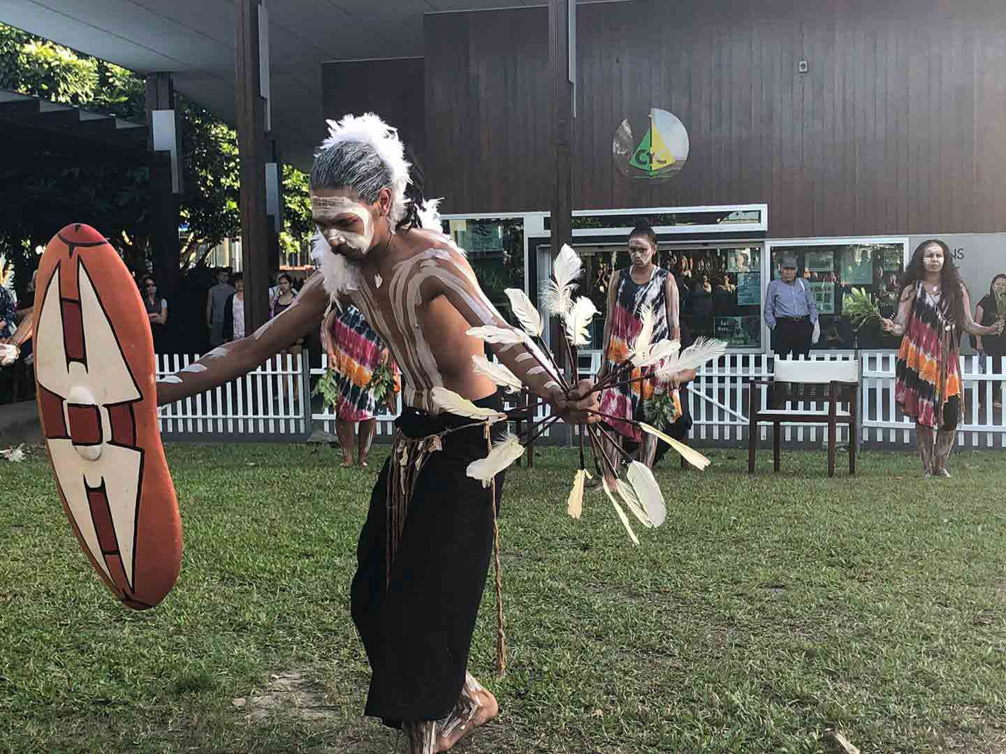 Indigenous Dance & Ceremonies in Cairns | Minjil