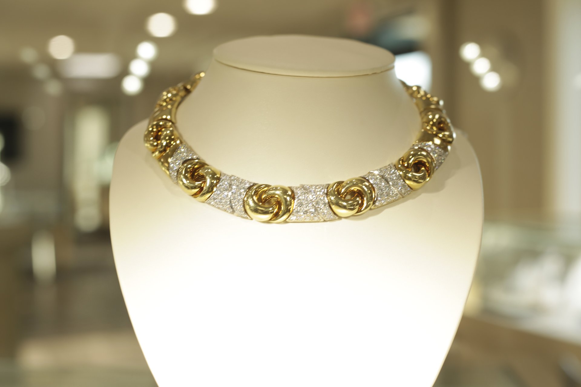 Jewelry Store in Albany, NY | Philip Alexander Jewelers