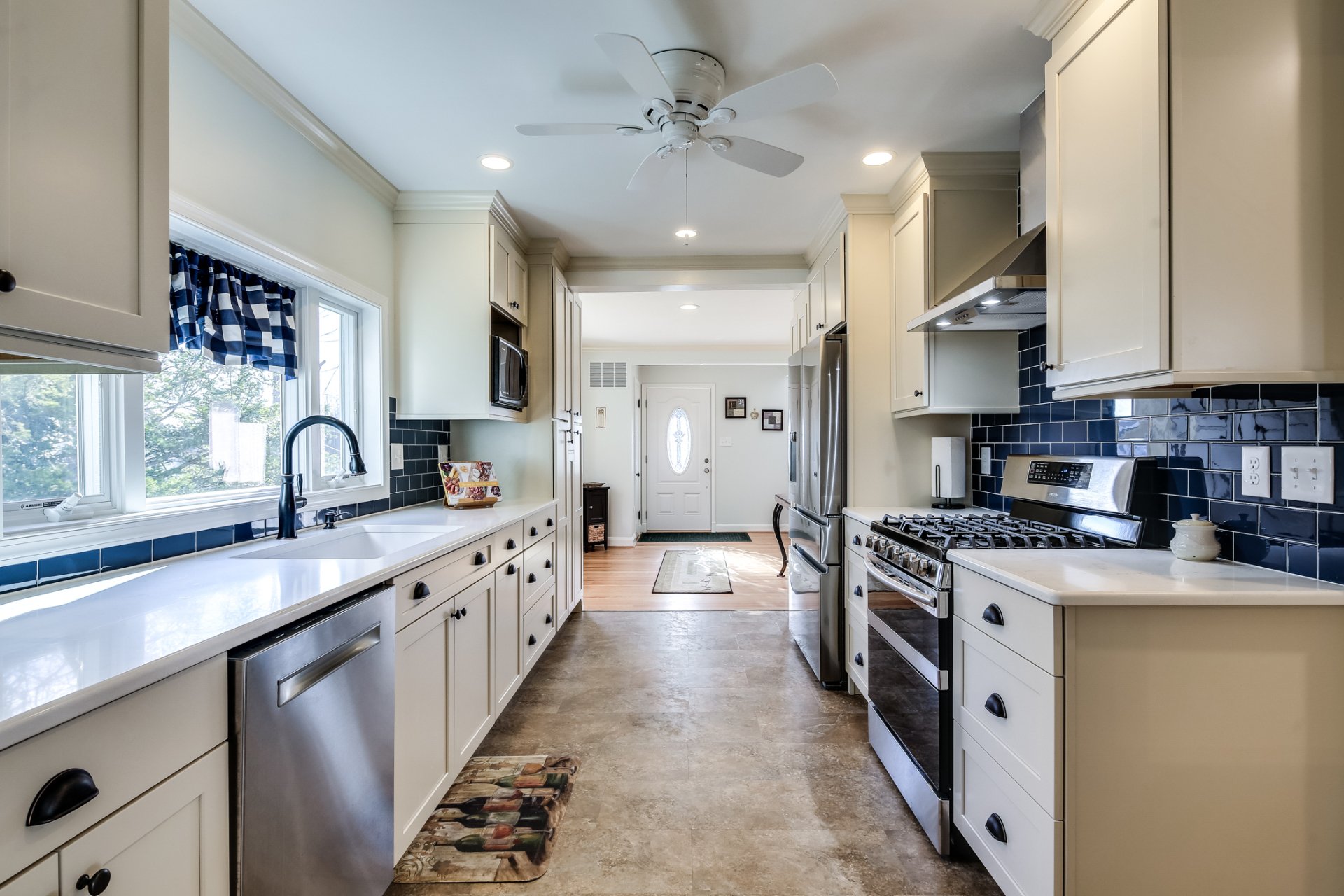 Kitchen Design Center by Gramophone | Vintage Shaker Kitchen