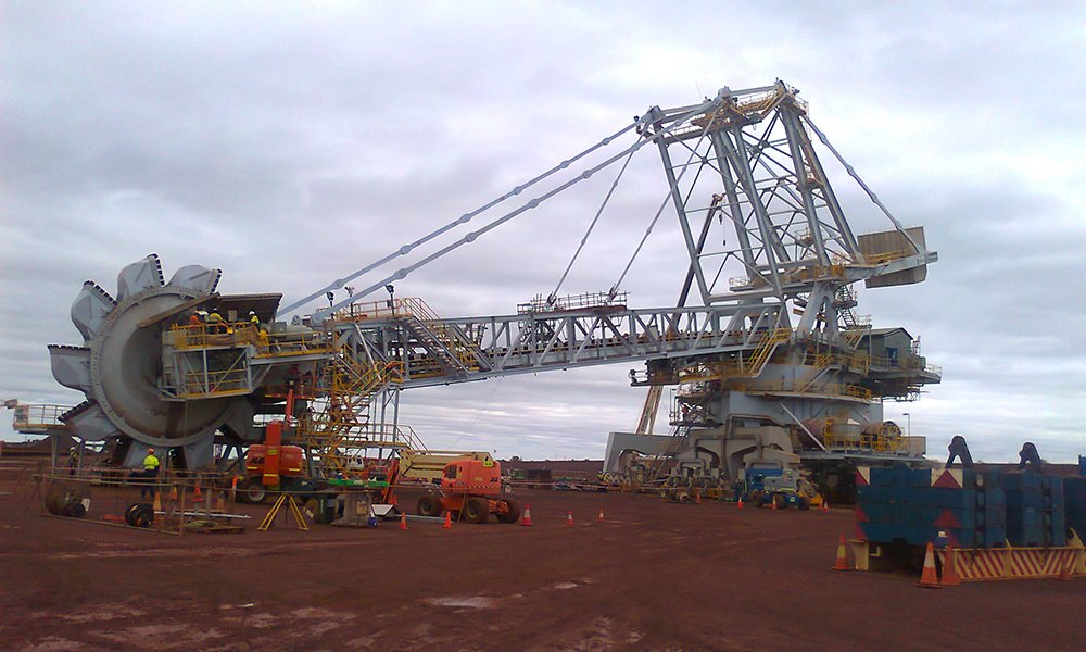 The Industry Leaders for Rig Skidding Systems, Machine Lifting ...