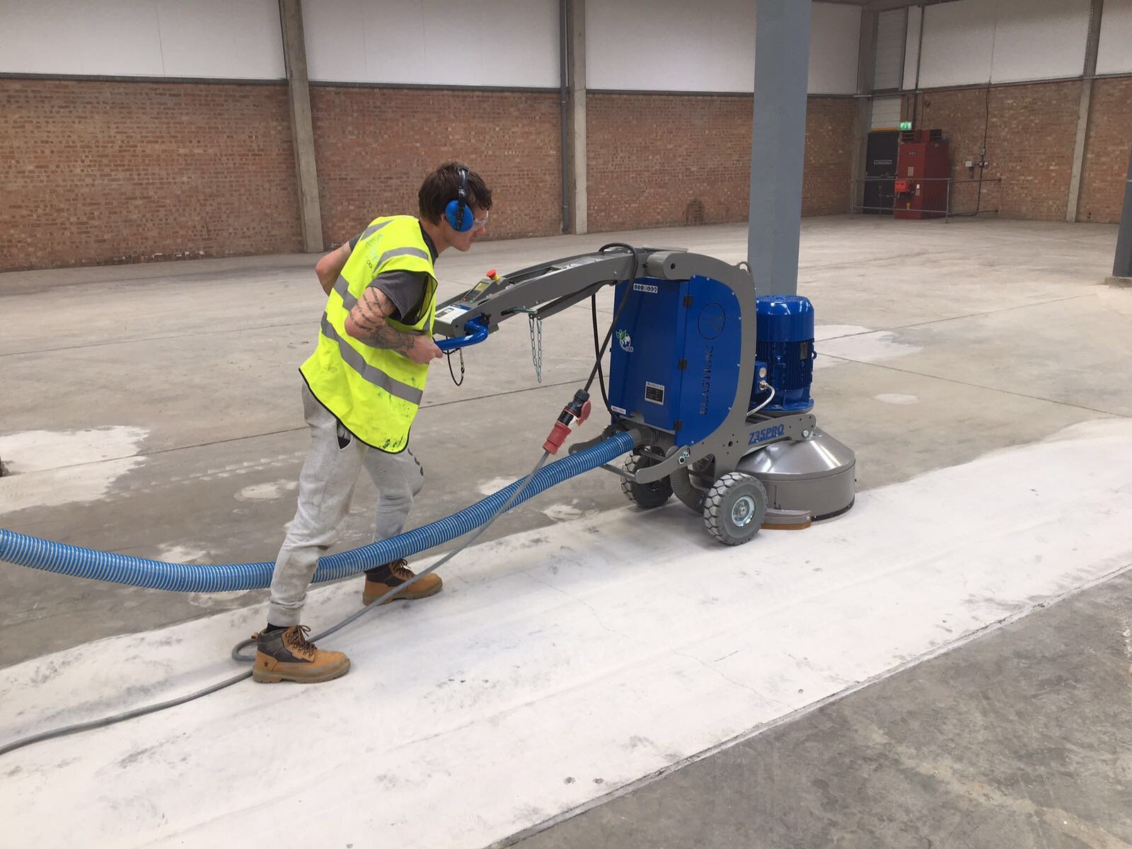 Floor Preparation | Diamond Grinding and Floor Coating Removal