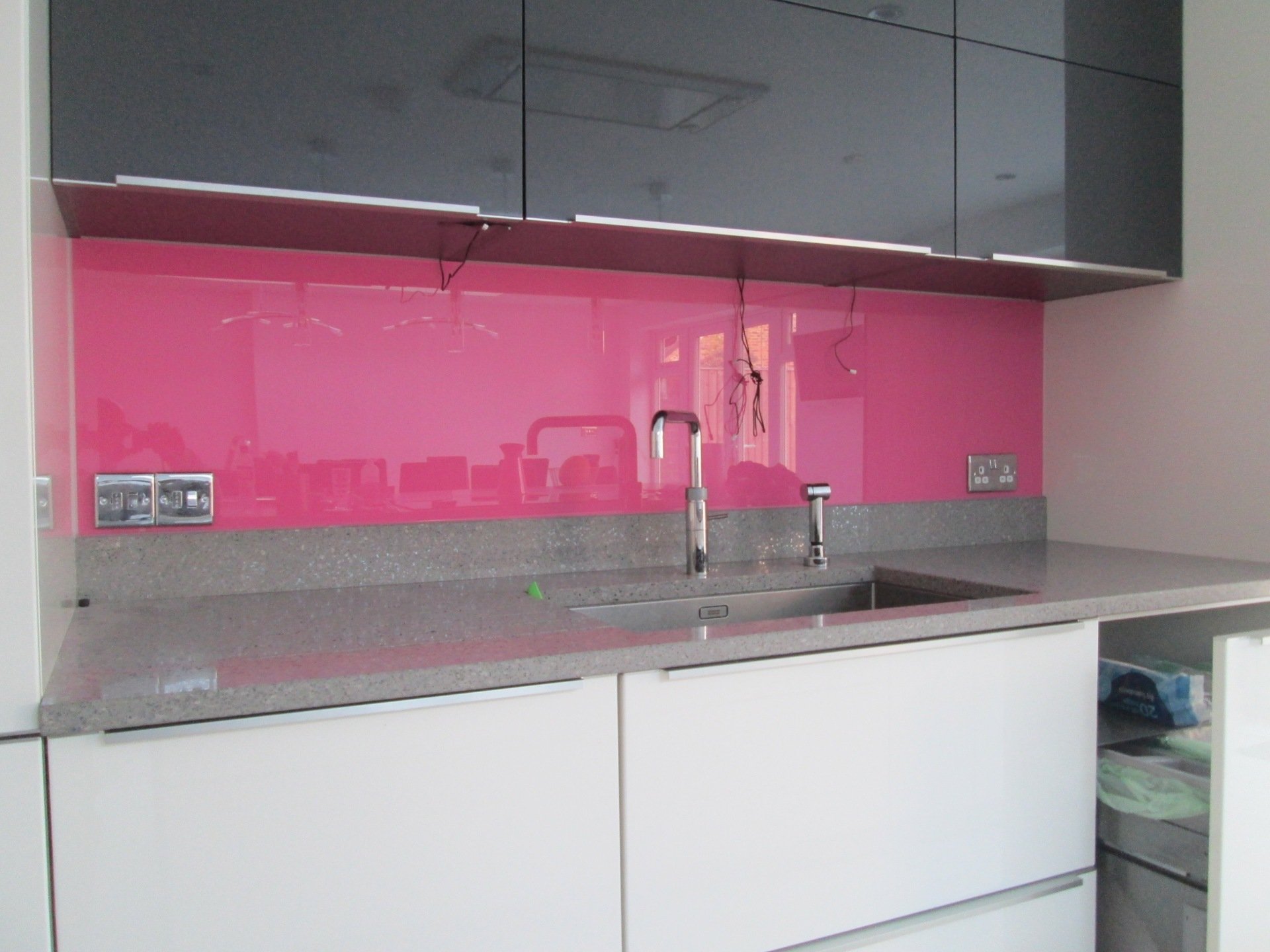 Local glass suppliers | Agate Glass Ltd