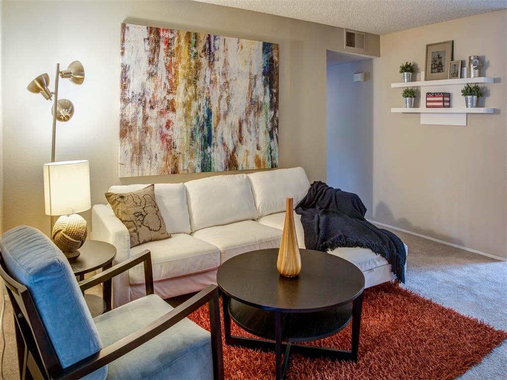 Oceanside, CA Apartments | River Oaks