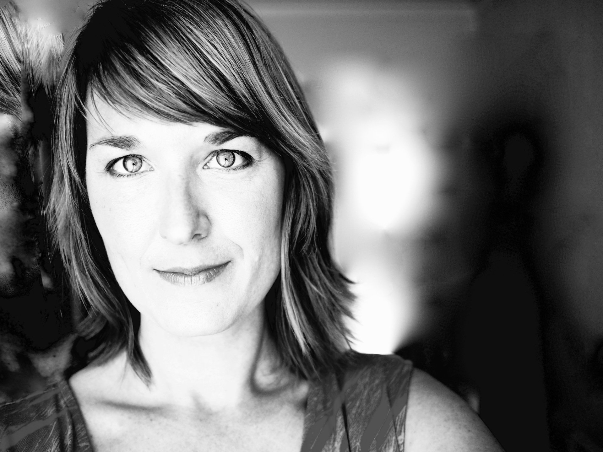 Tammy Rochelle - Folk-Rock Singer Songwriter