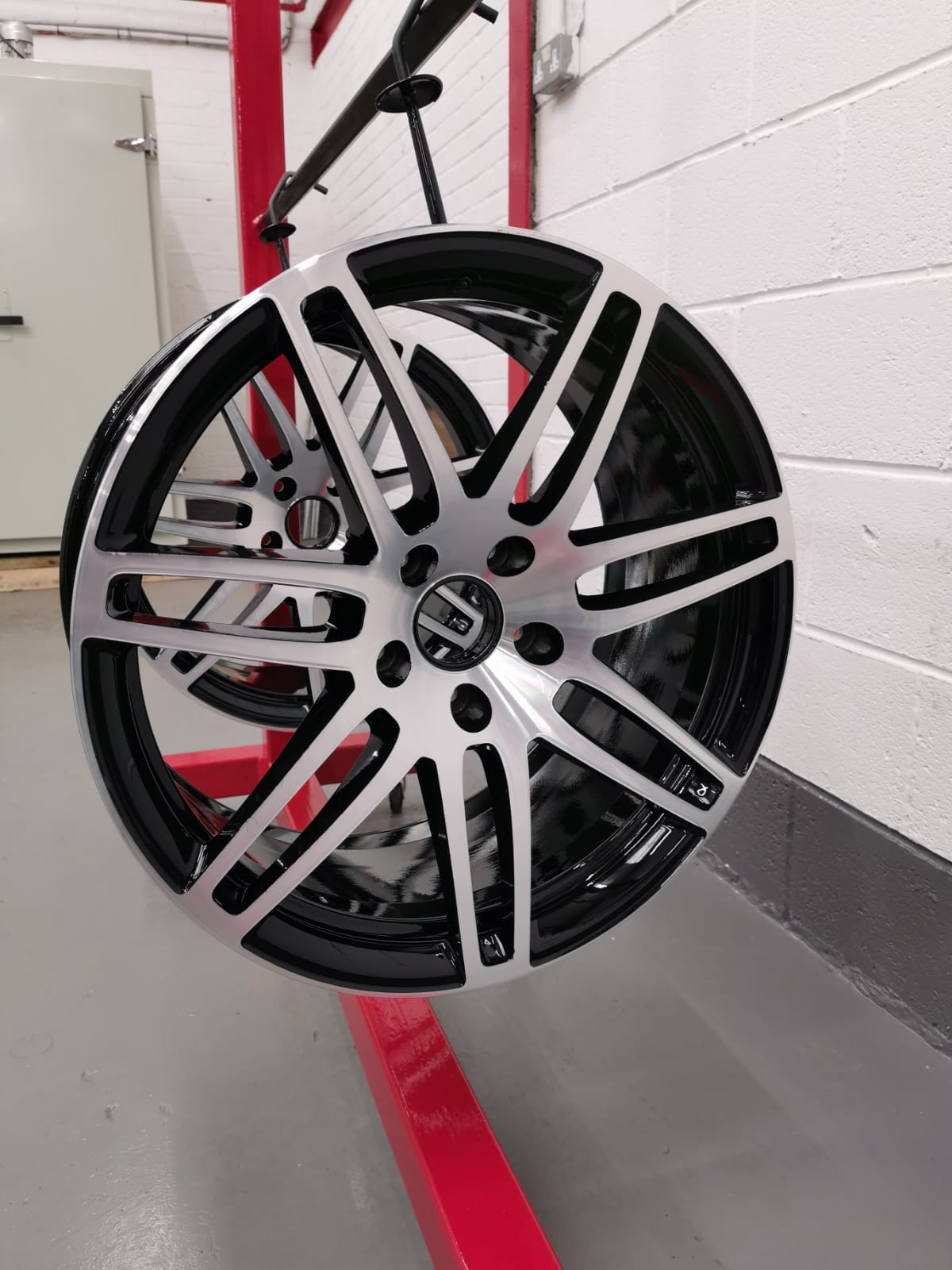 Mobile Wheel Refurbishment Experts | RS Wheels