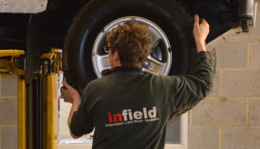 Land Rover Specialists Nottingham | Servicing, MOTs, Parts & Repairs