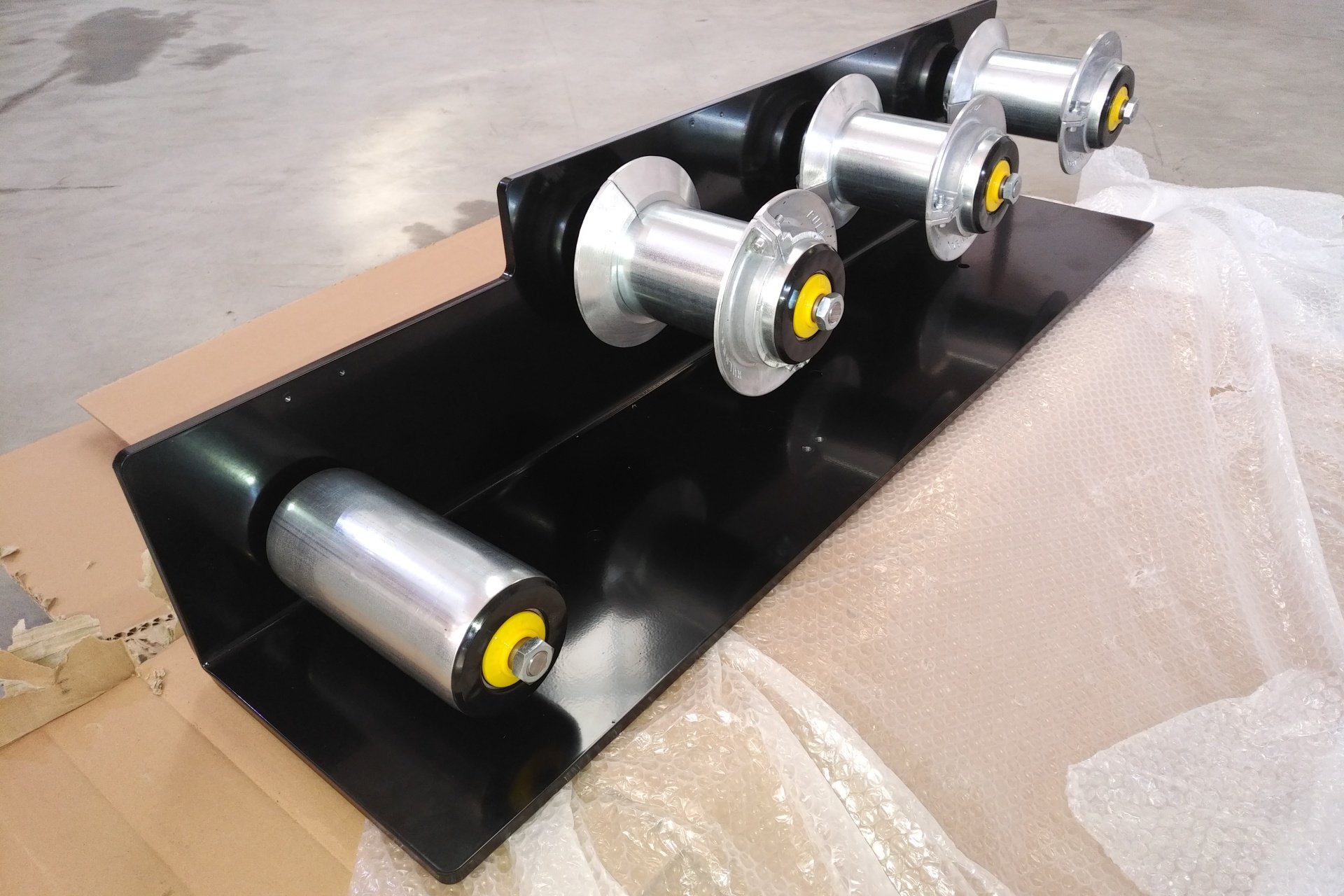 Vehicle loading conveyors | LJF Conveyor Hub Ltd