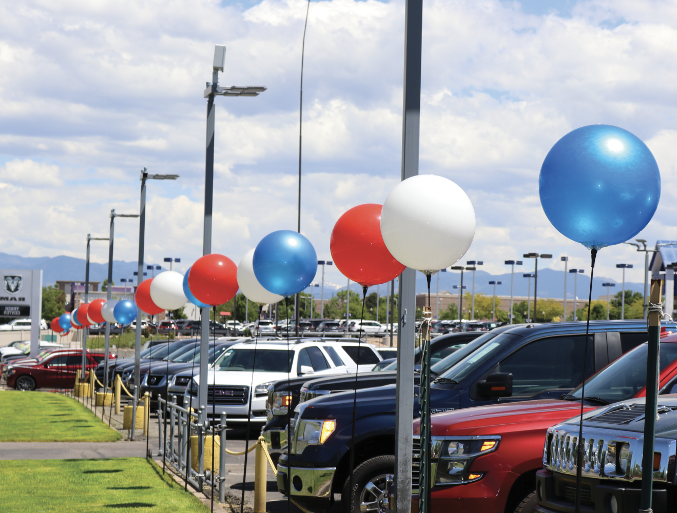 Car Dealership Balloons | Balloon Innovations