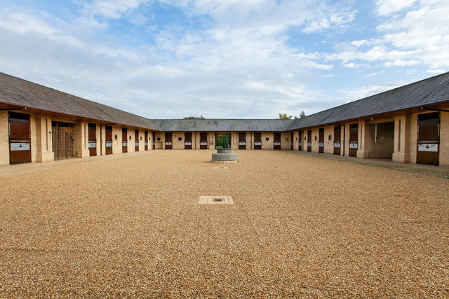Racehorse training stable in Newmarket