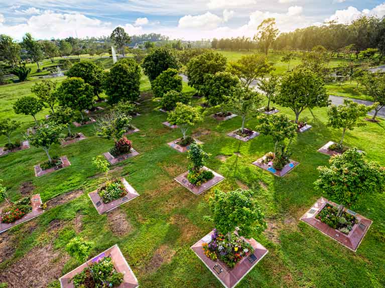 Burial at Centenary Memorial Gardens Sumner