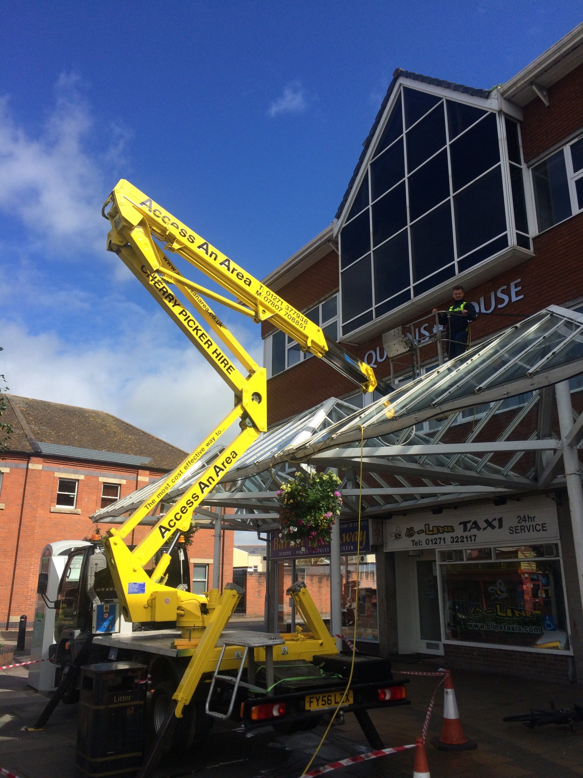 Professional Cherry Picker - Devon | Access an Area